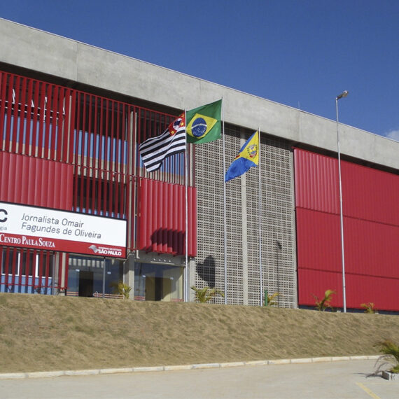 Mecatrônica Industrial – Fatec Itu – Dom Amaury Castanho